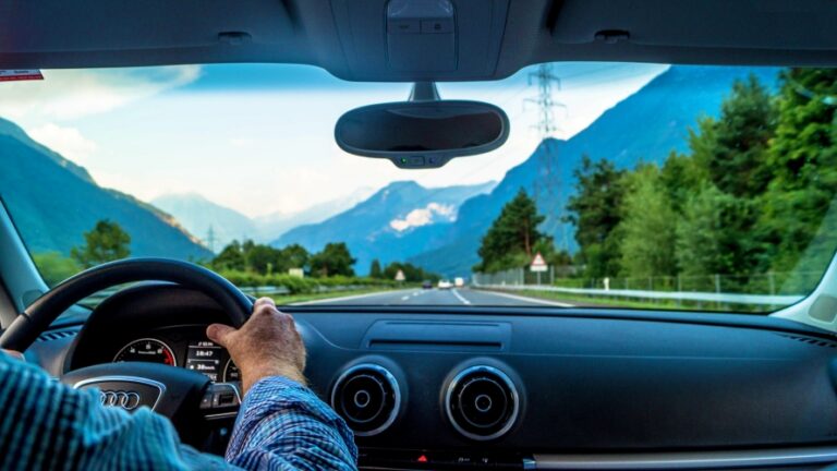 【MOTA車買取のログインは簡単！】マイページで査定額をチェックしよう | Car Life